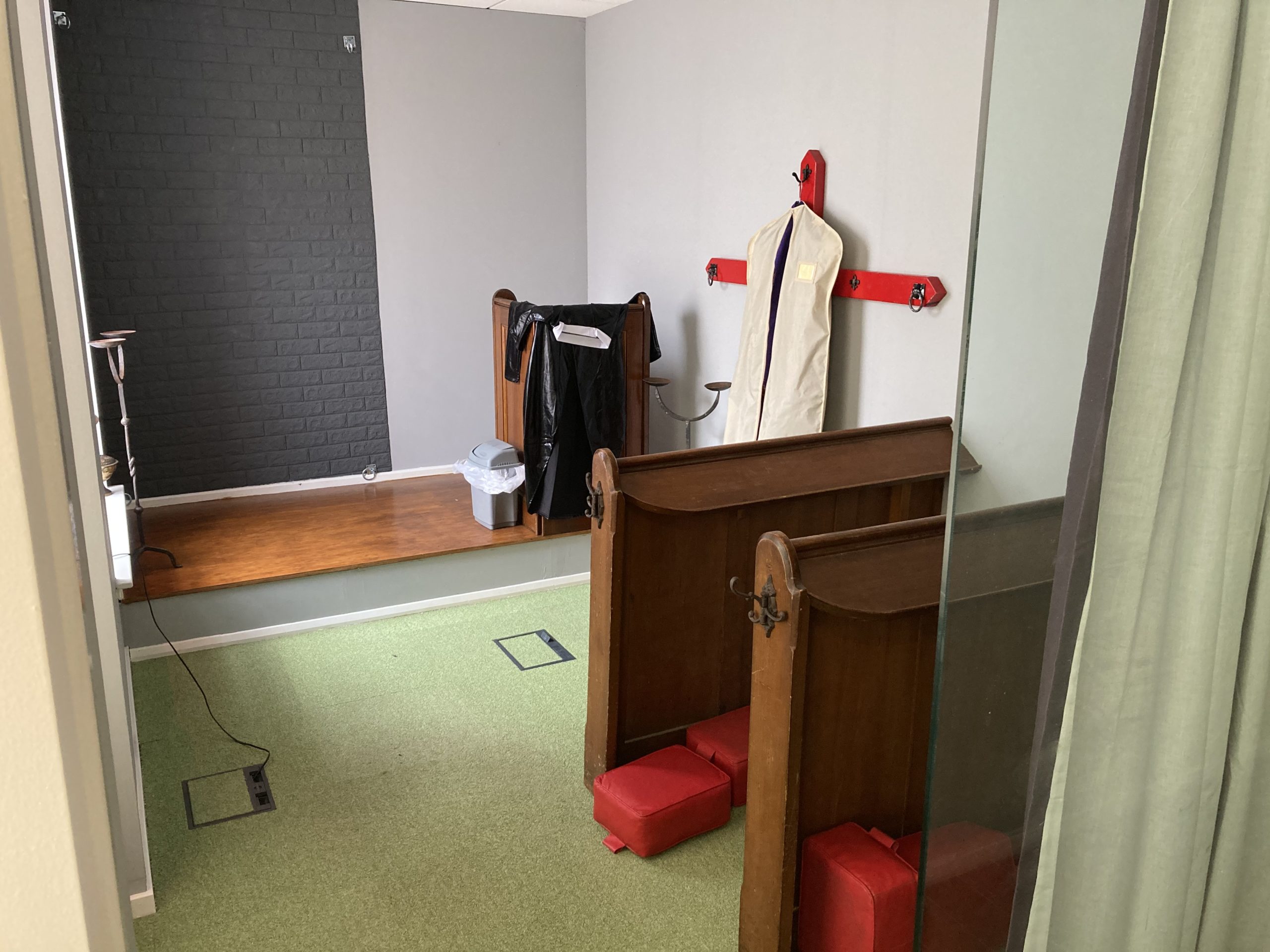 Equipment | The Ecclesia